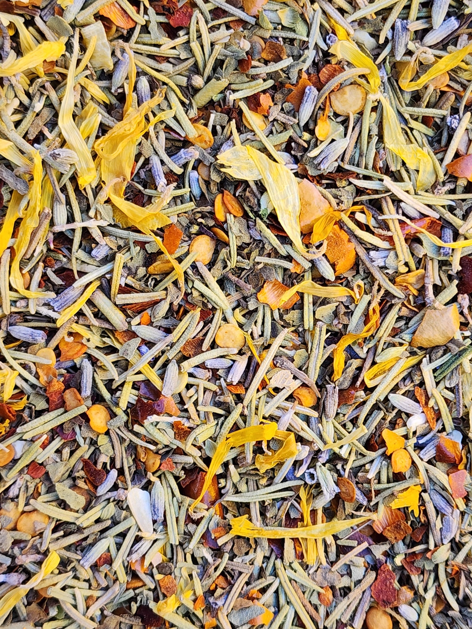 Herb Supplement For Backyard Chickens – Live Aquaponics